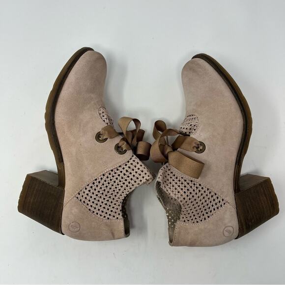 Casta | Shoes | Sundance Casta Suede Rosa Boots Lace Up Block Heel ...